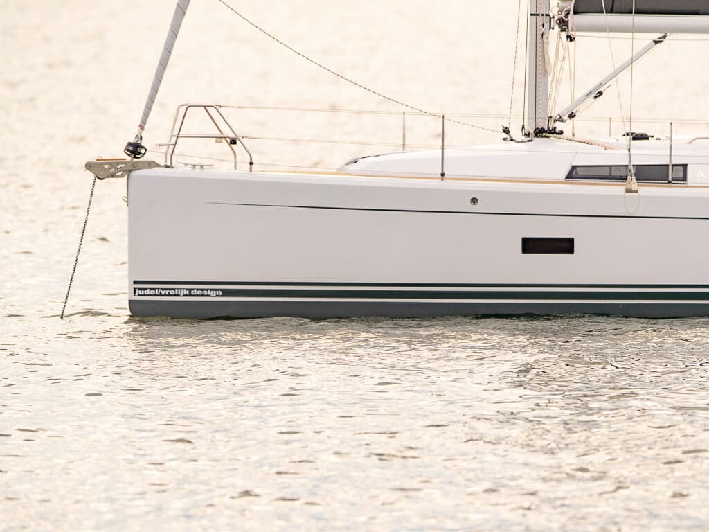 Hanse 410 | The 41 foot sailboat from Hanse