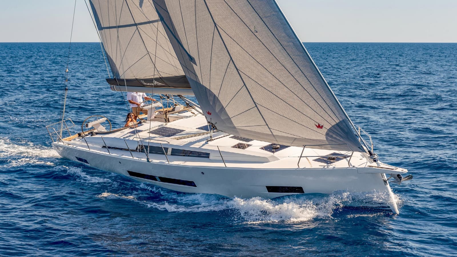 Hanse 410 | The 41 foot sailboat from Hanse